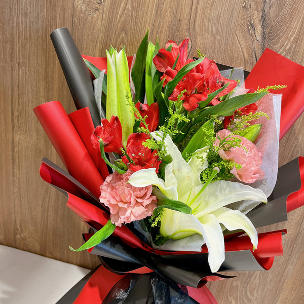 Lily Blessings Fresh Bouquet – PS Floral Atelier